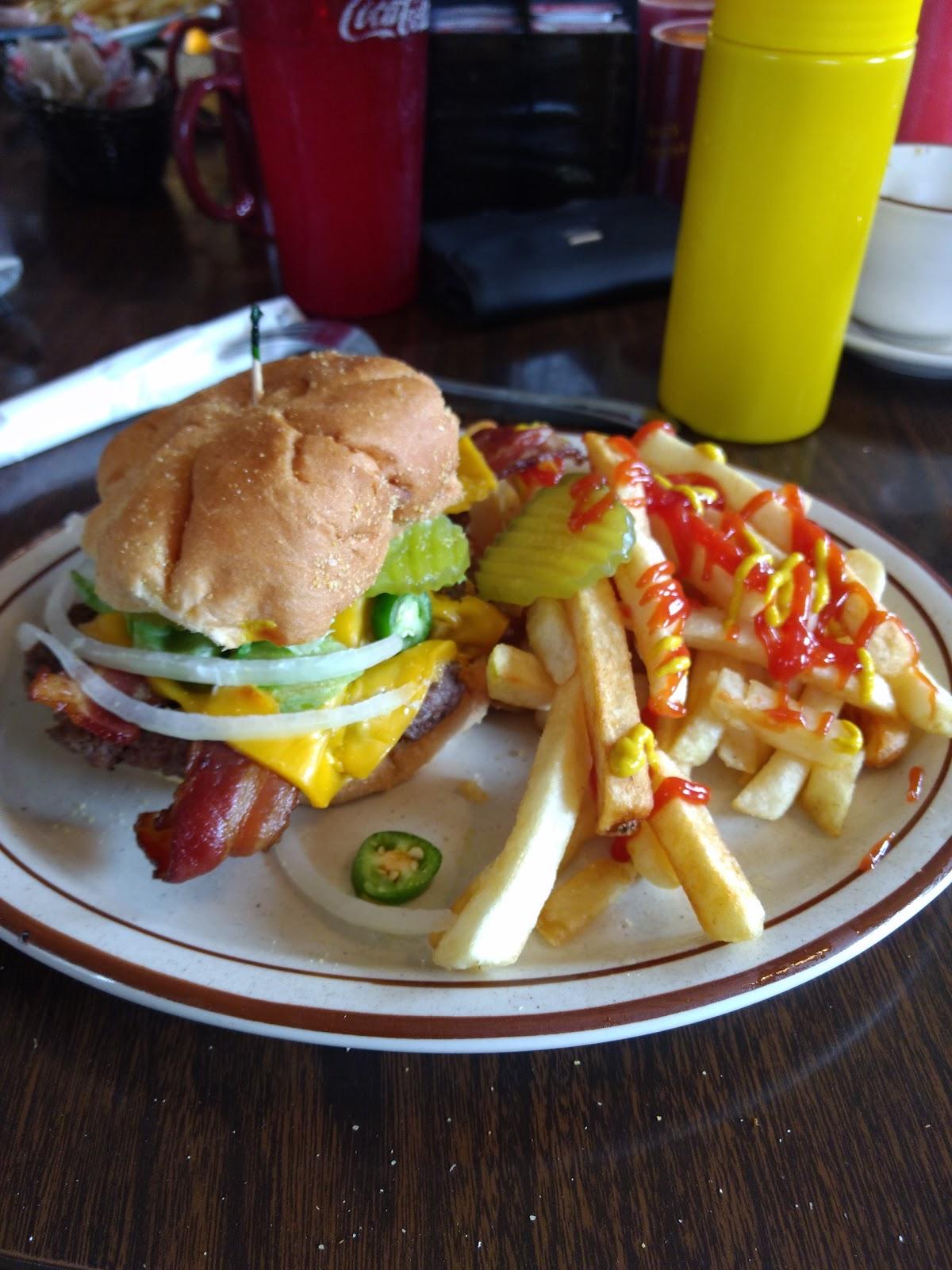 Huddle Cafe menu in Ashton, Illinois, USA