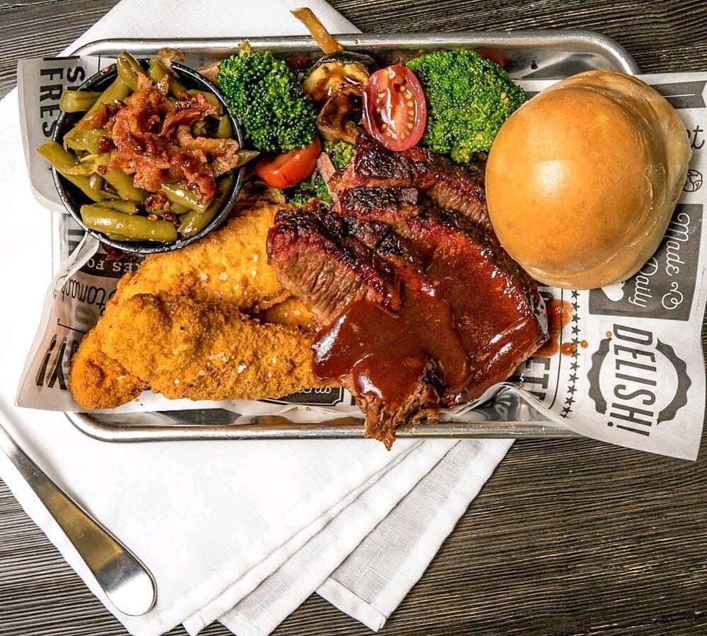 Alpha Pitt Smokers menu in Yorktown, Virginia, USA