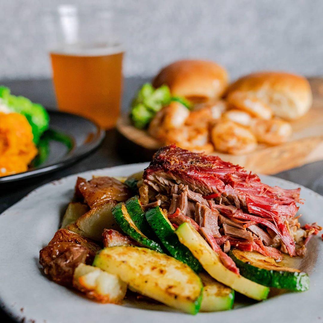 Alpha Pitt Smokers menu in Yorktown, Virginia, USA