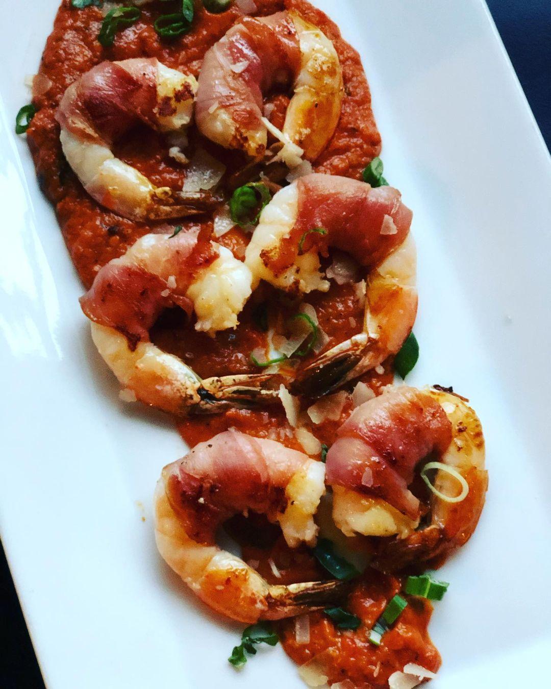 Chow Food and Beverage Company menus in Clinton, Connecticut, United States