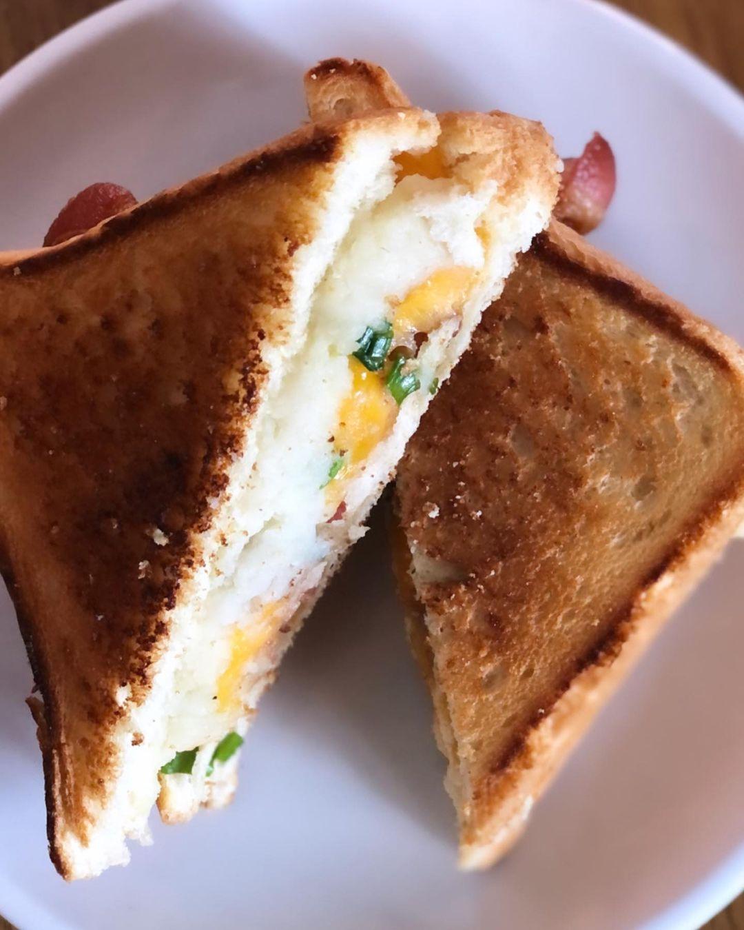 Chow Food and Beverage Company menu in Clinton, Connecticut, USA