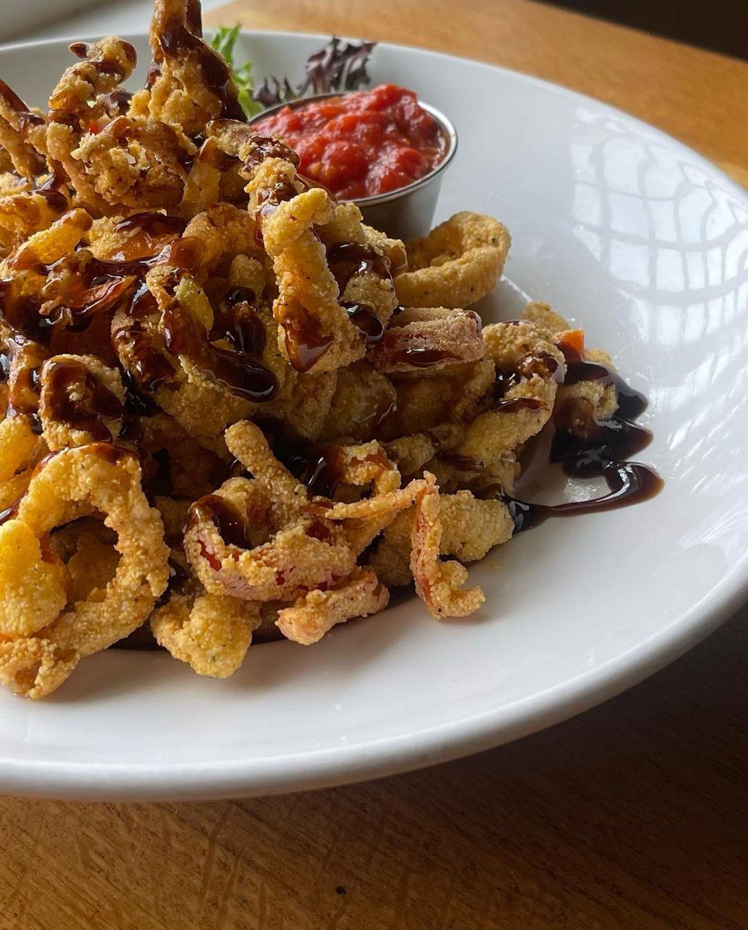 Chow Food and Beverage Company menus in Clinton, Connecticut, United States