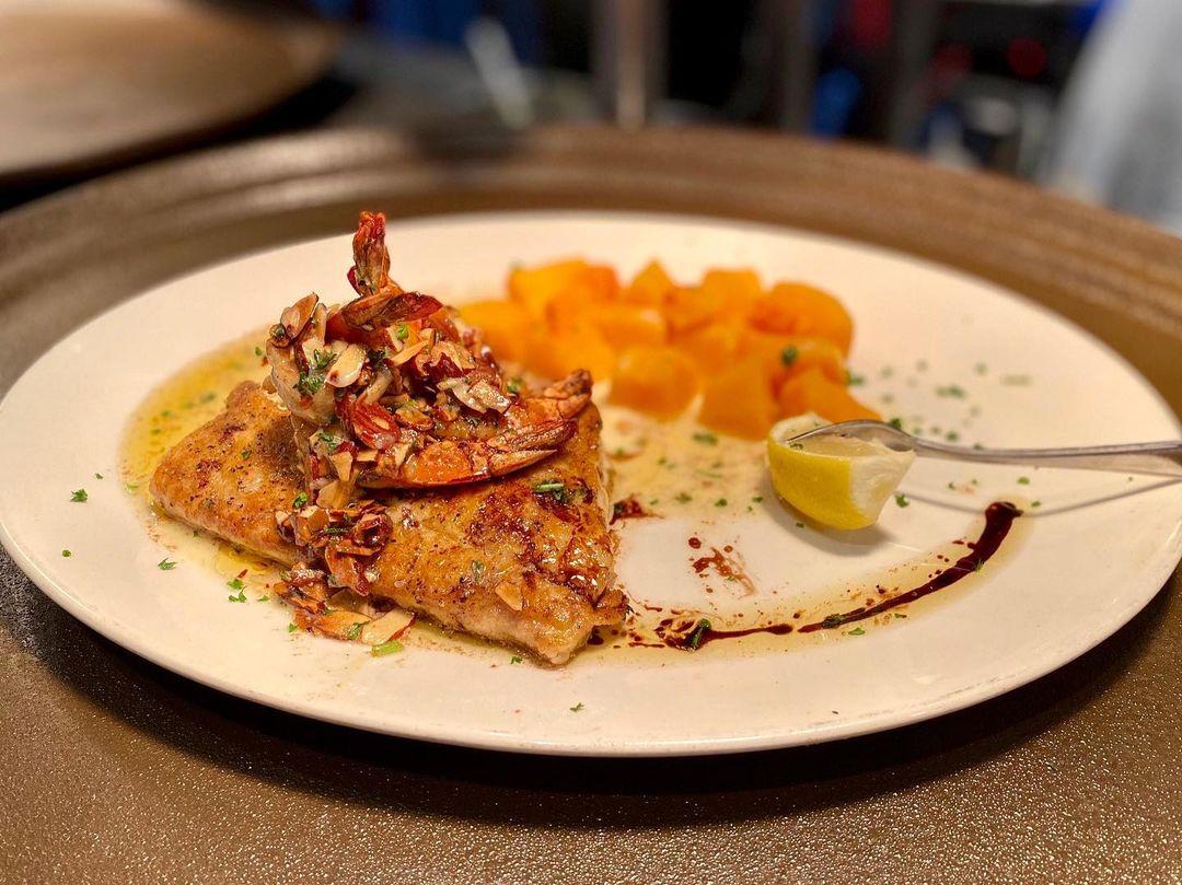 Pappadeaux Seafood Kitchen menu in Grapevine, Texas, USA