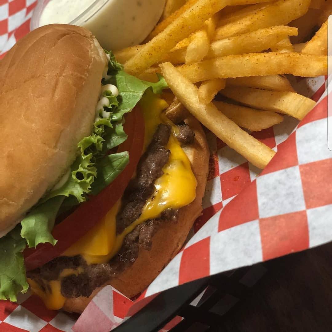 Burger Hut menus in Chico, California, United States