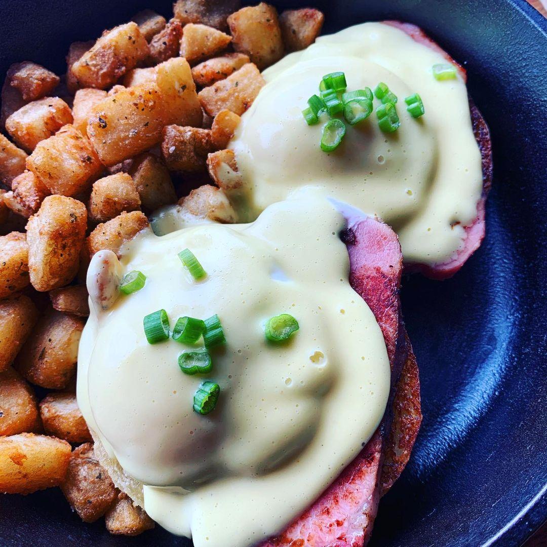 Tipsy Moose Albany menus in Albany, New York, United States