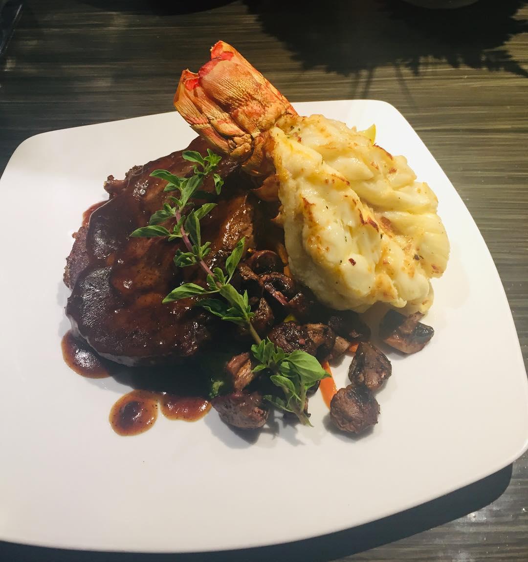 Memories Dining & Bar menu in Regina, Saskatchewan, Canada