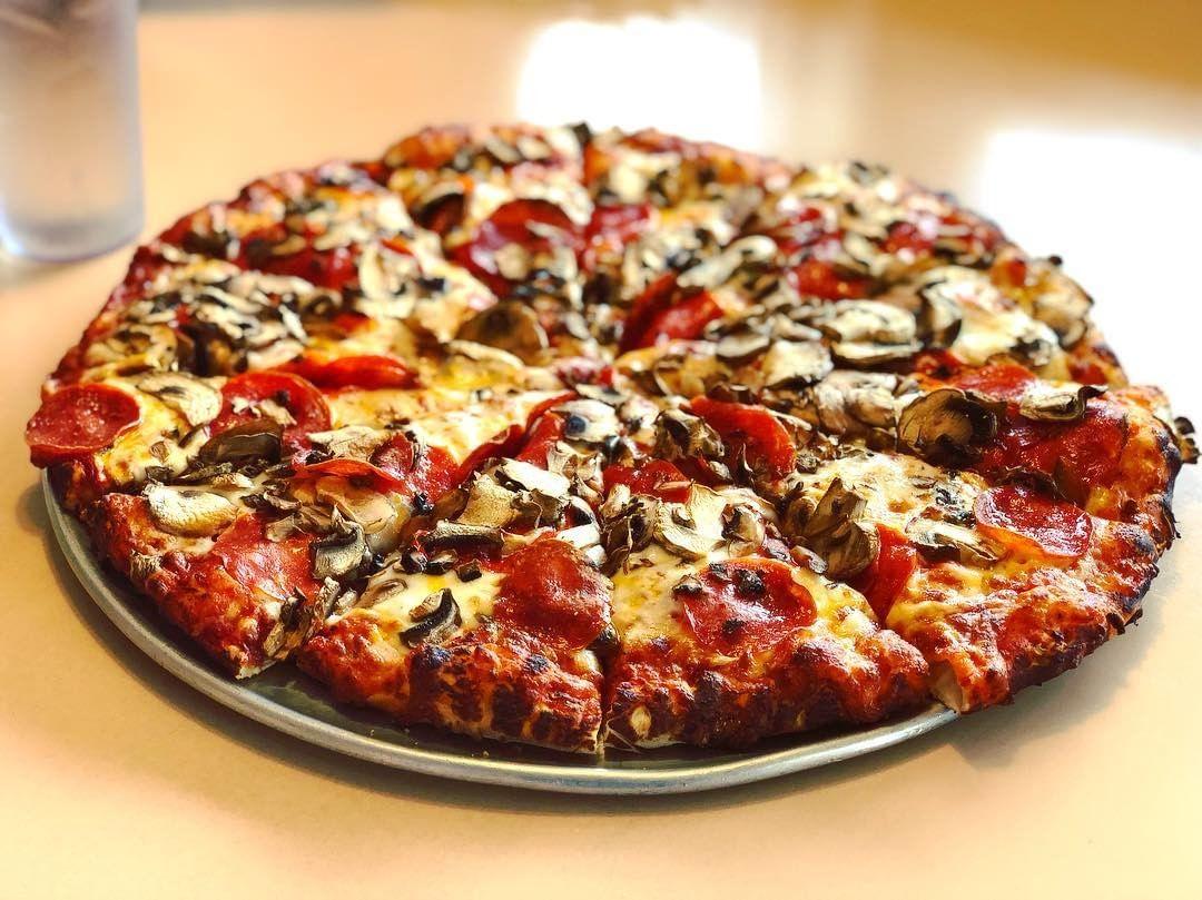 Round Table Pizza - Shoreline menus in Shoreline, Washington, United States
