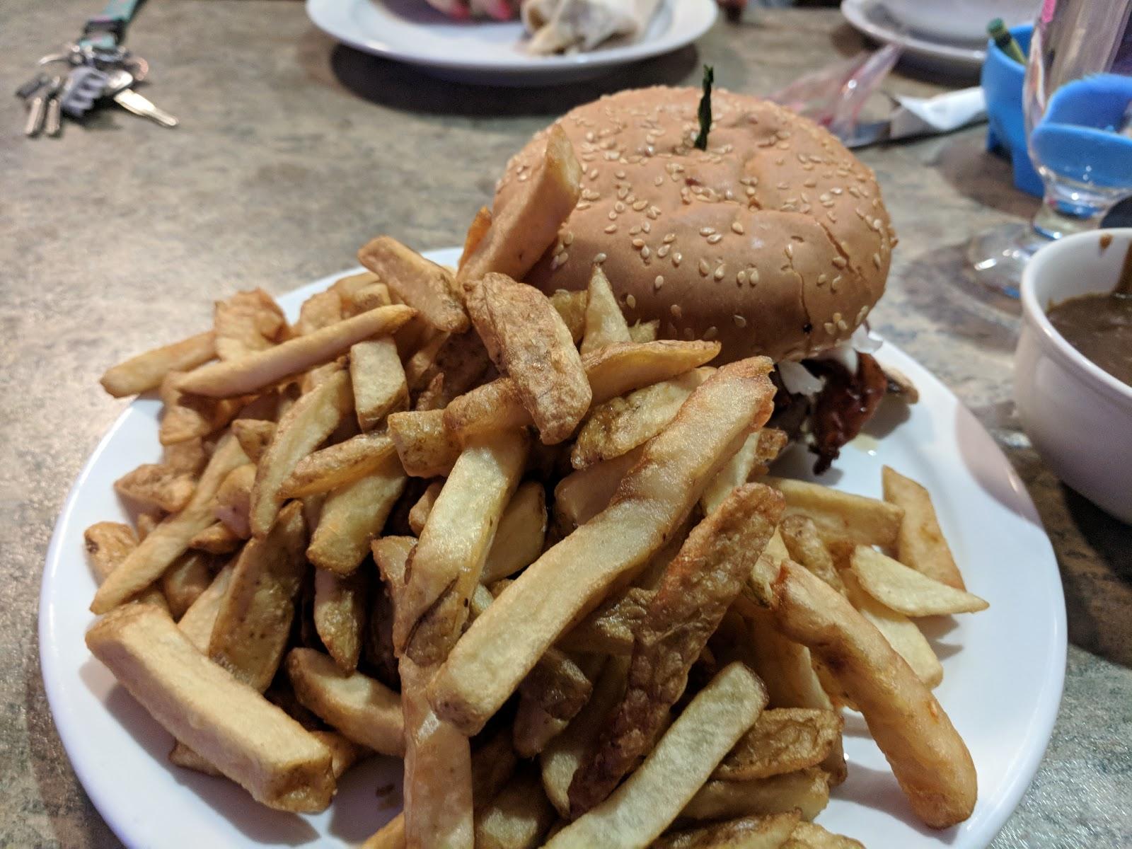 Blue Star Restaurant menus in Welland, Ontario, Canada