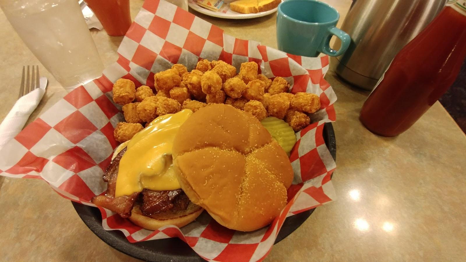 Travelers Inn Restaurant menus in Alexandria, Minnesota, United States