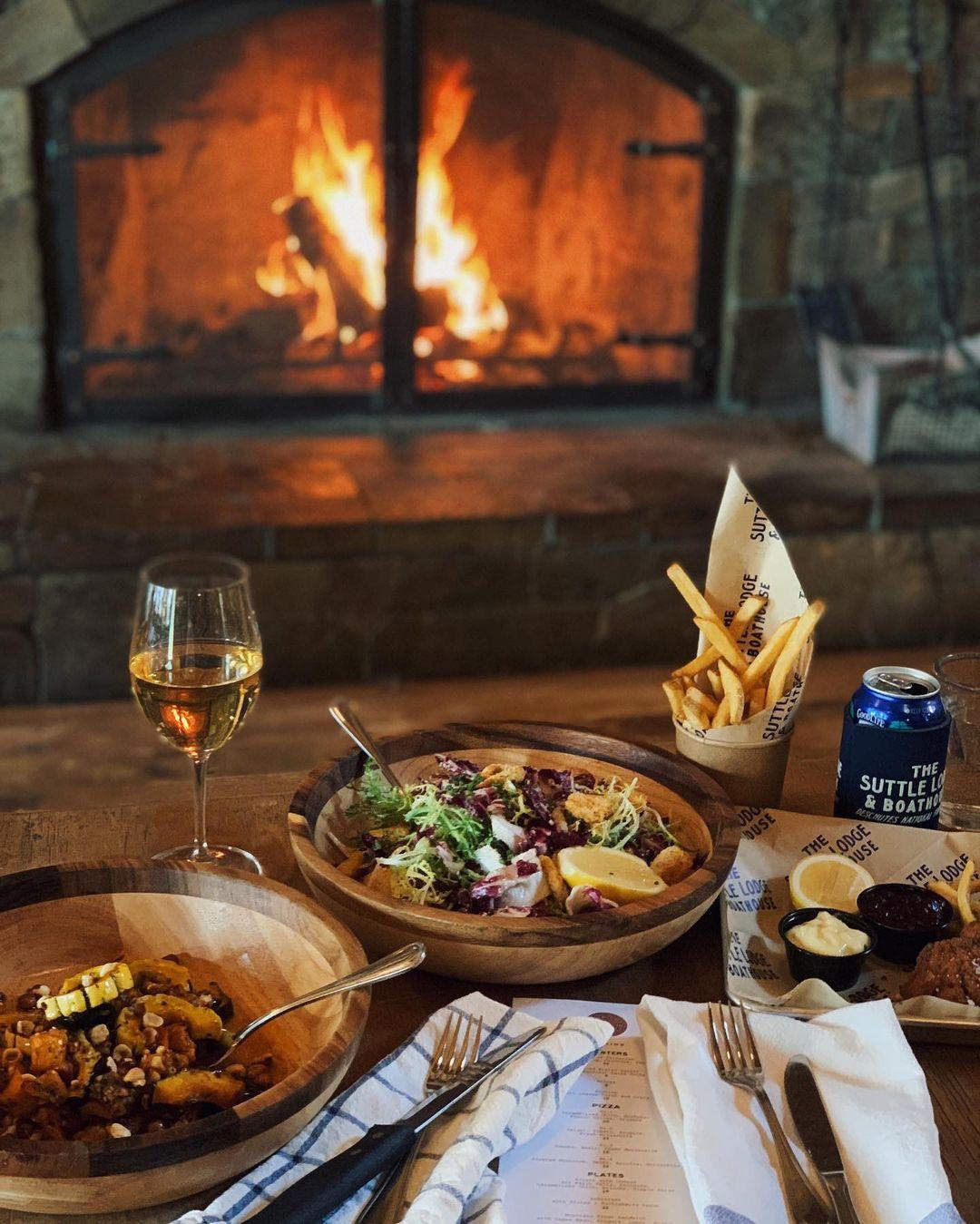 The Suttle Lodge & Boathouse menus in Sisters, Oregon, United States