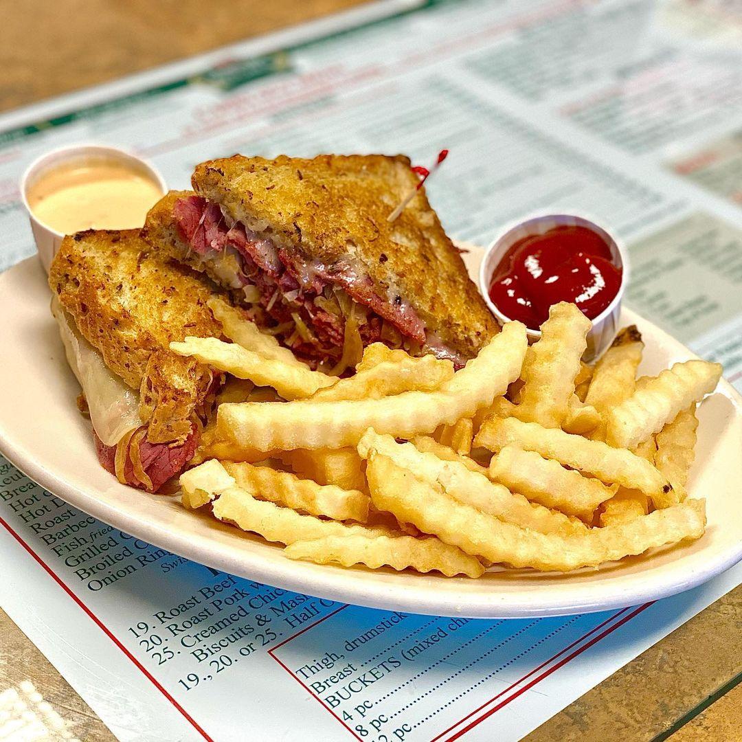 Hartville Kitchen Restaurant & Bakery menu in Hartville, Ohio, USA