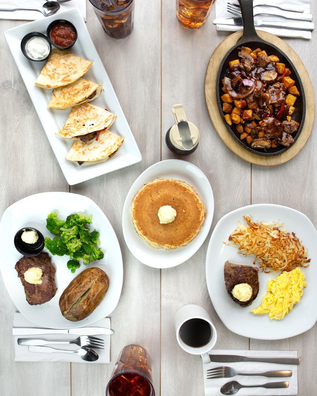 Perkins Restaurant & Bakery menu in Albert Lea, Minnesota, USA