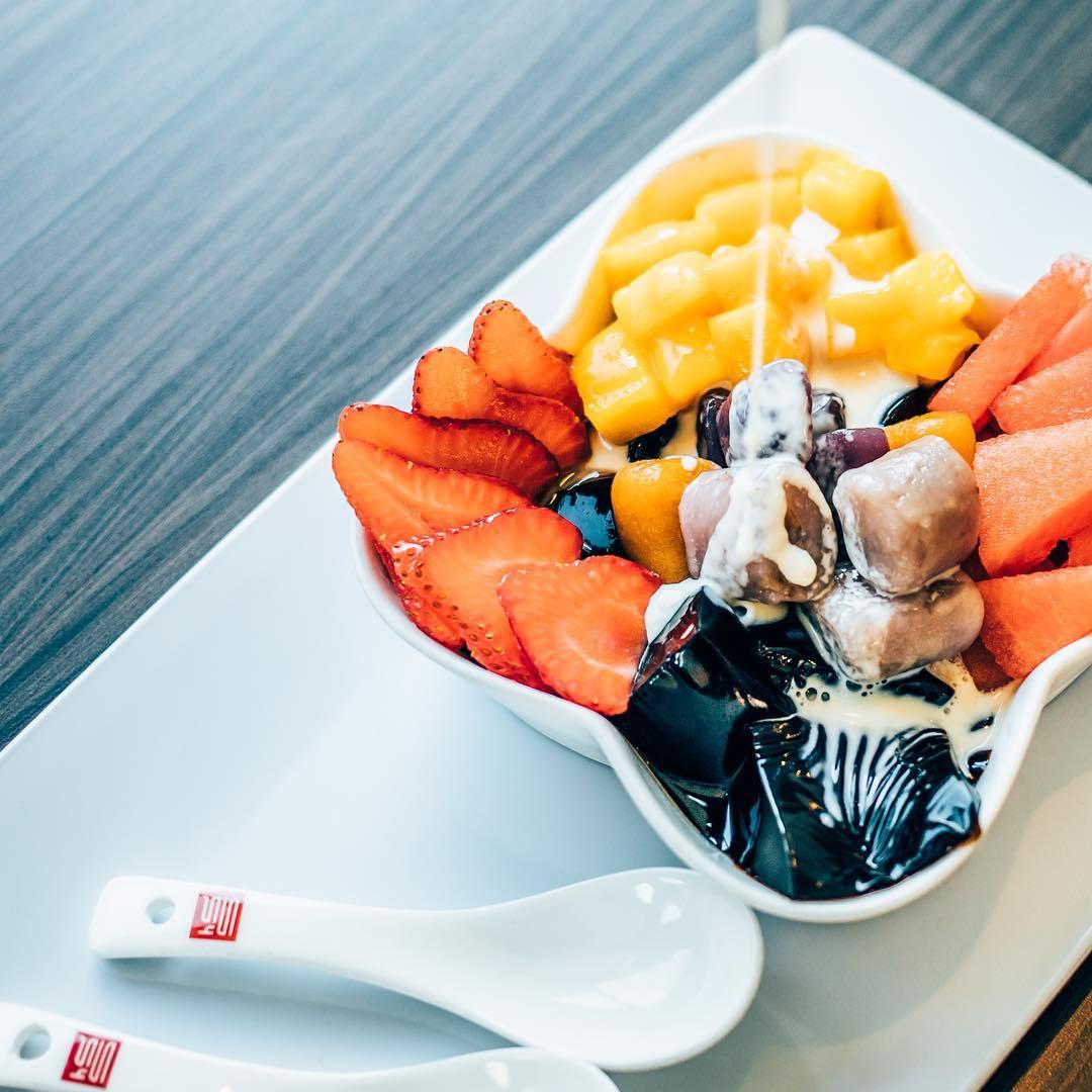 Menu for PurrTea Fresh Tea & Smoothie - West Market Square in Calgary ...