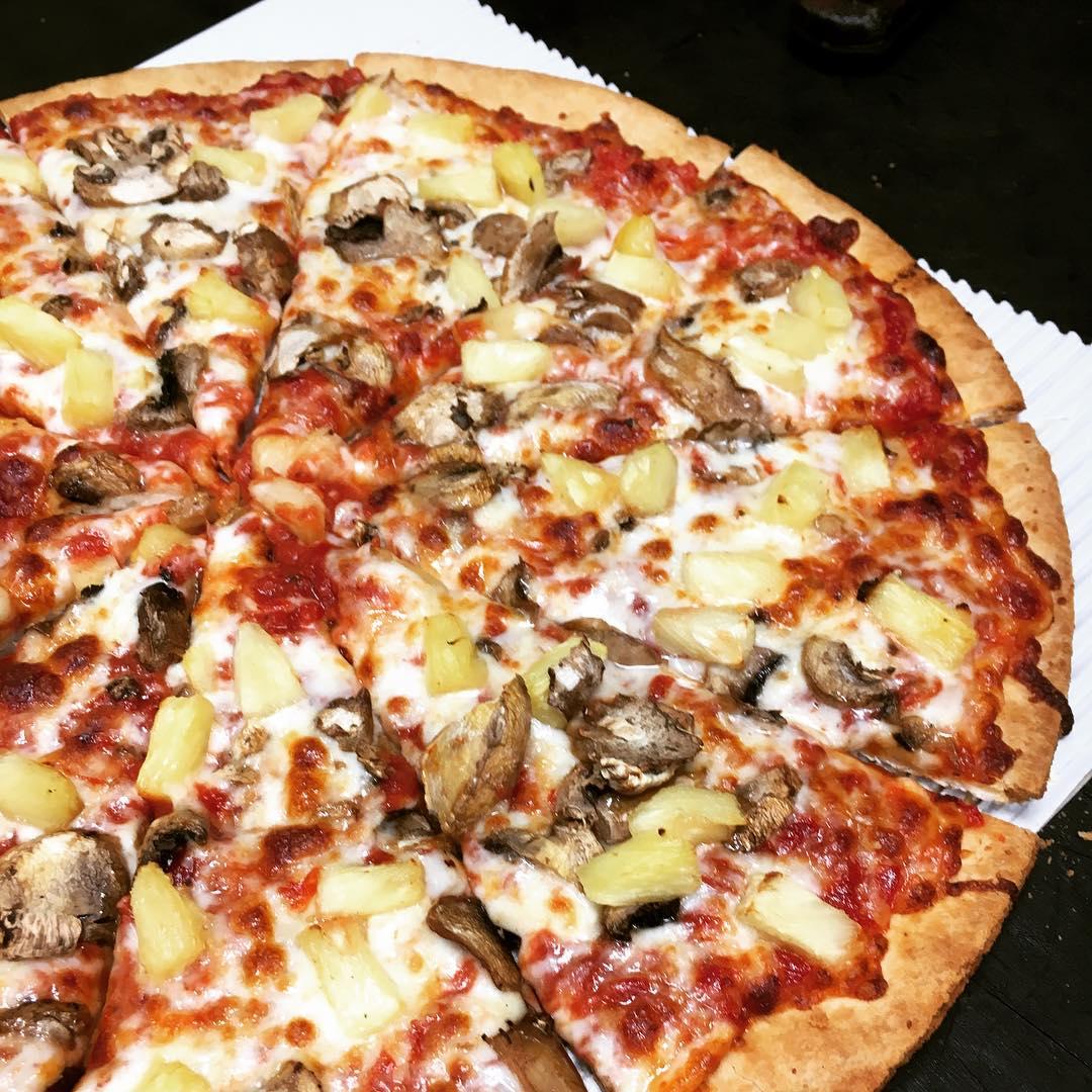 Papa Romano's Pizza & Mr. Pita menu in Southfield, Michigan, USA