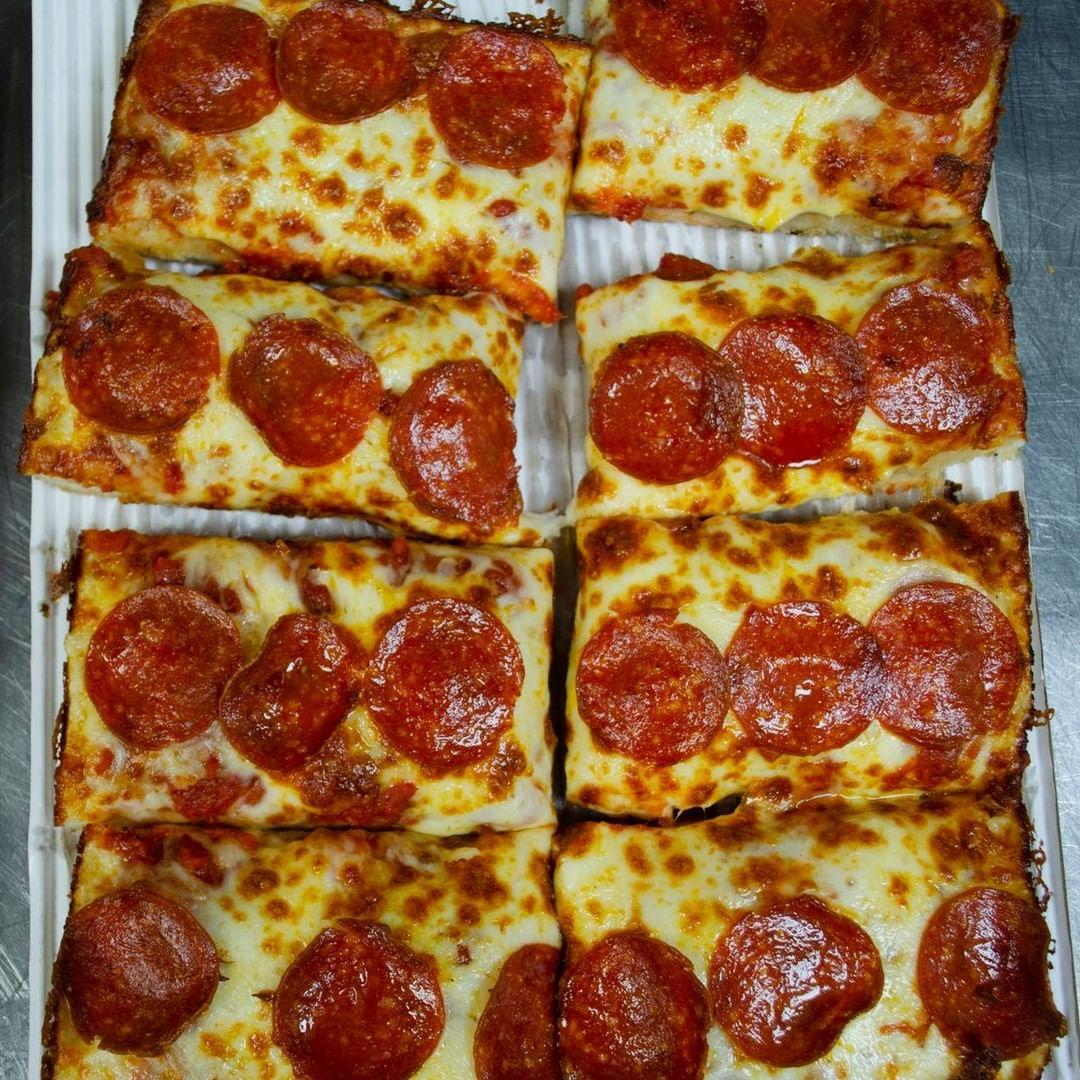 Papa Romano's Pizza menus in Dearborn Heights, Michigan, United States