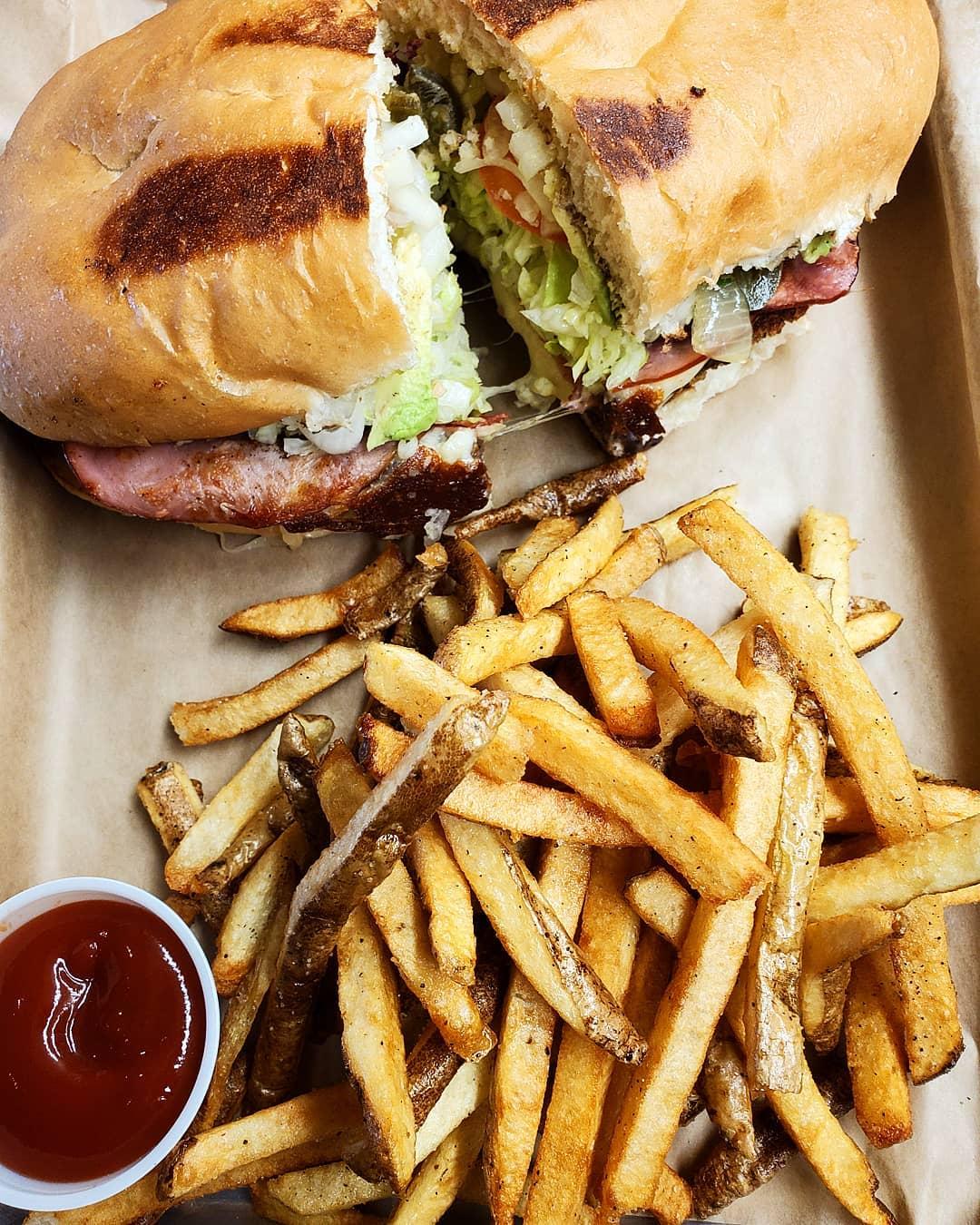 Bravis Modern Street Food menu in Shakopee, Minnesota, USA