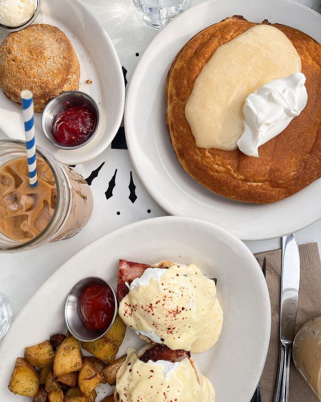 Oddfellows Café + Bar menu in Seattle, Washington, USA