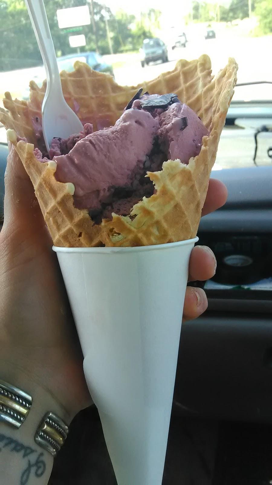 Chillers Ice Cream menus in Sellersburg, Indiana, United States