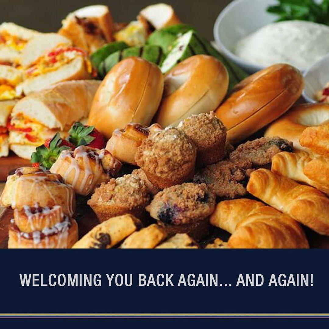 Pinstripes menus in South Barrington, Illinois, United States