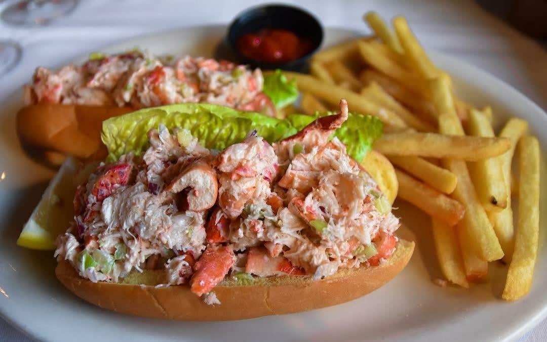 The Snapper Inn menu in Oakdale, New York, USA