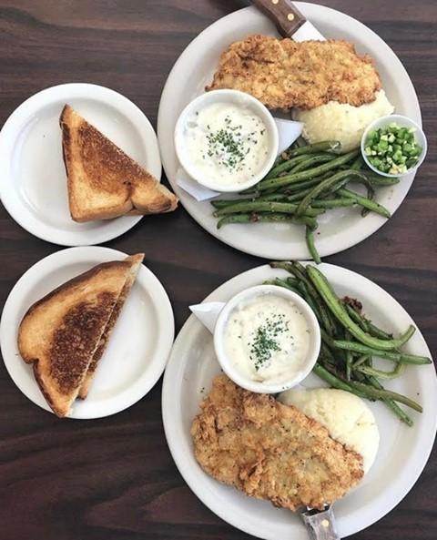 Mouton's Southern Bistro menus in Leander, Texas, United States