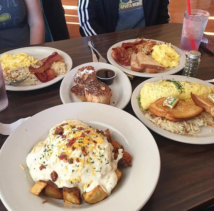 Mouton's Southern Bistro menus in Leander, Texas, United States