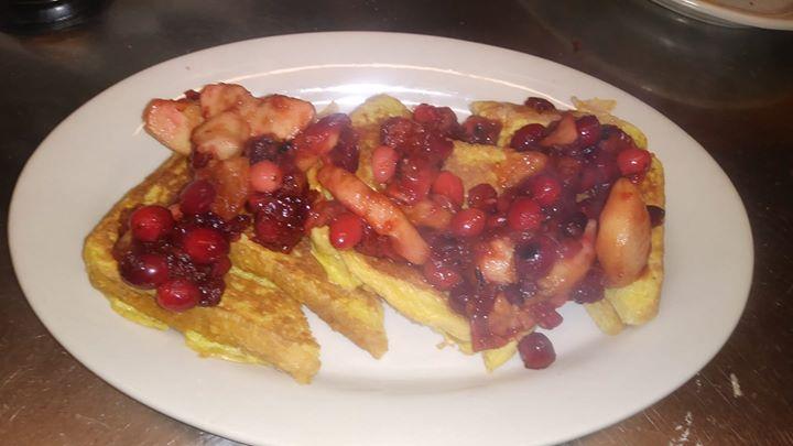 Narrow's Crossing Restaurant & Lounge menu in Wareham, Massachusetts, USA