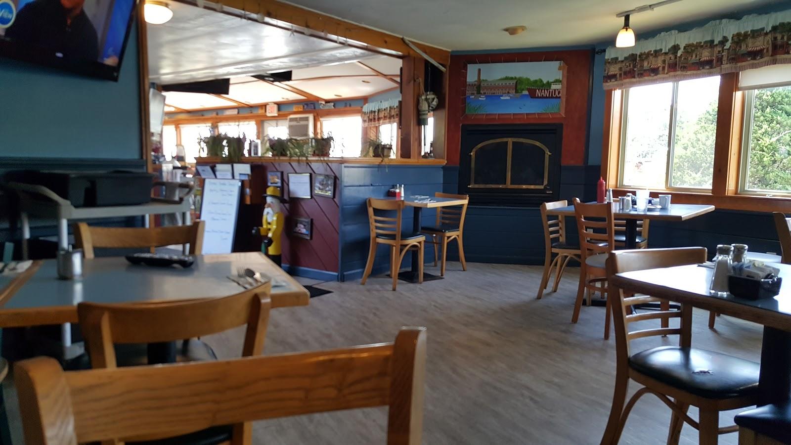 Narrow's Crossing Restaurant & Lounge menu in Wareham, Massachusetts, USA
