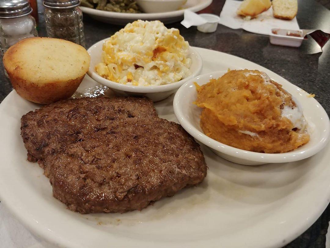 Wade's Restaurant menu in Spartanburg, South Carolina, USA