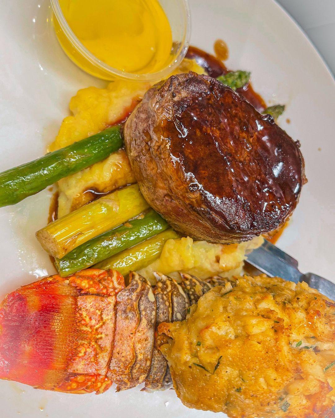 Augustine Inn Seafood & Chop House menus in Middletown, Delaware ...