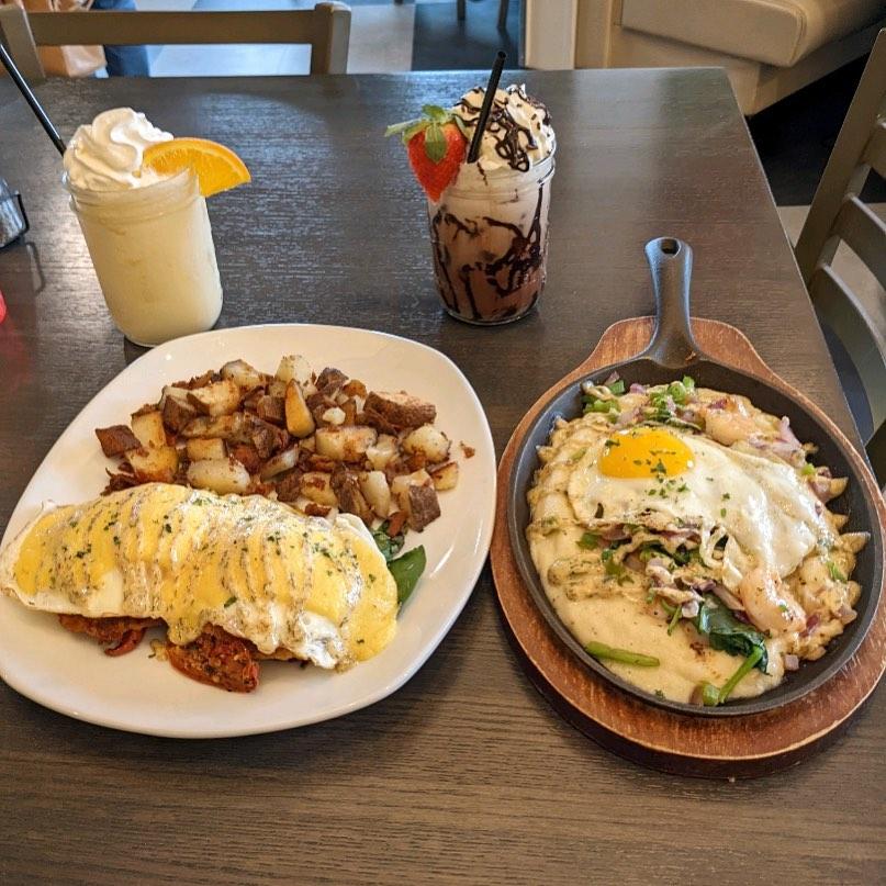 Sandusky Bay Pancake House menu in Sandusky, Ohio, USA