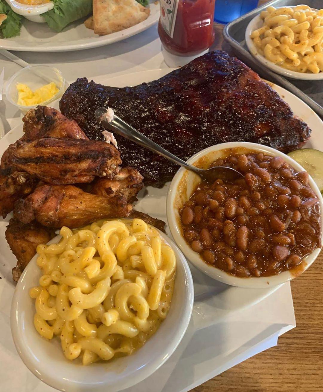 County Grill & Smokehouse menu in Yorktown, Virginia, USA