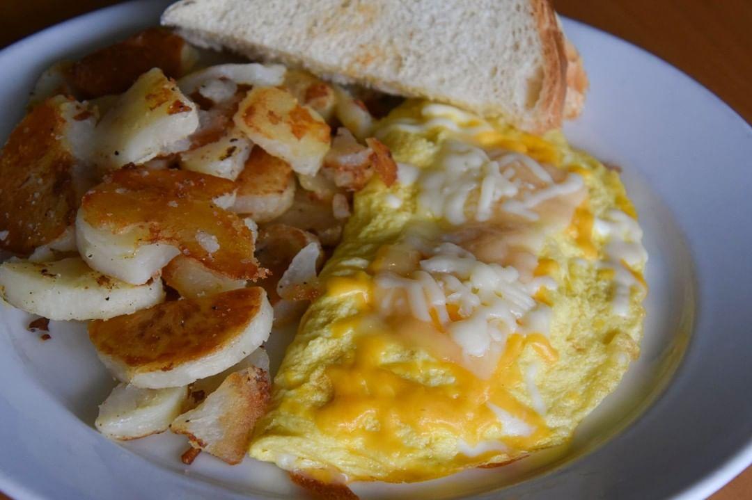 Mary's Market Cafe & Bakery menu in Rockford, Illinois, USA