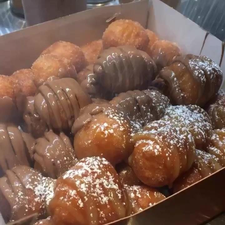 Mr. Puffs menus in Vaudreuil-Dorion, Quebec, Canada