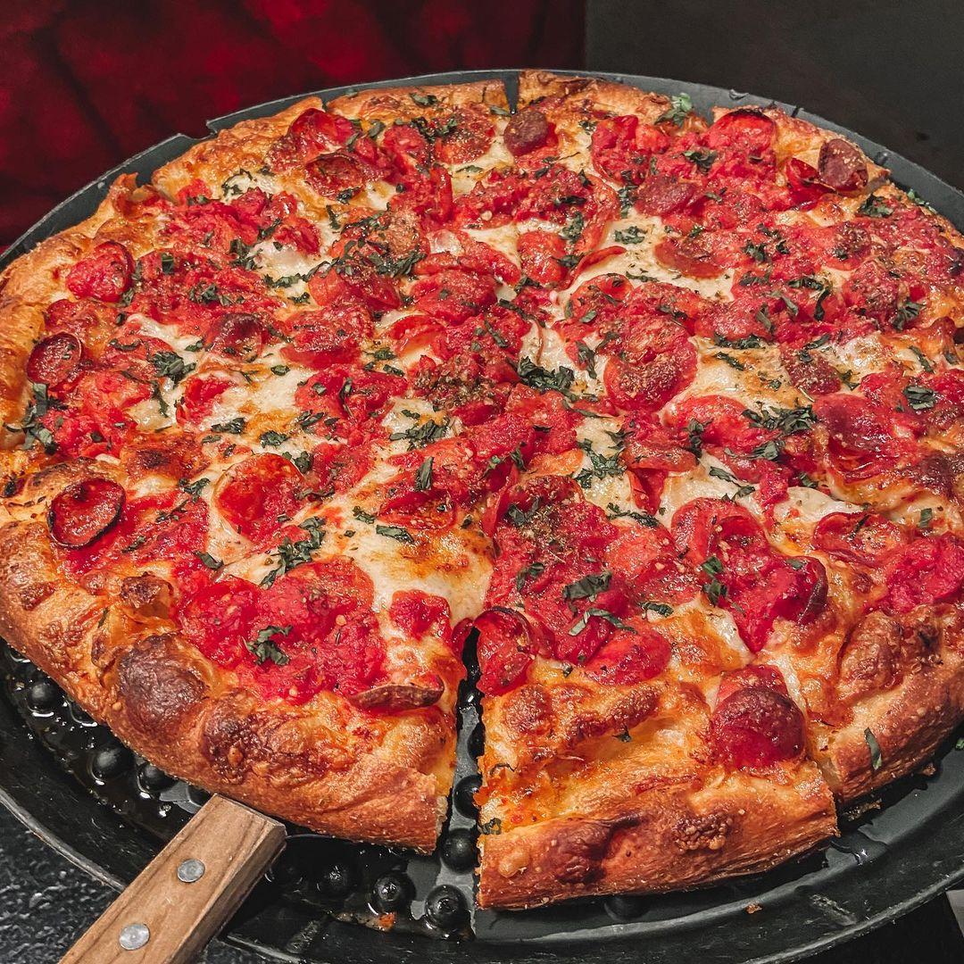 Burgh's Pizza & Wing Pub menus in Bridgeville, Pennsylvania, United States