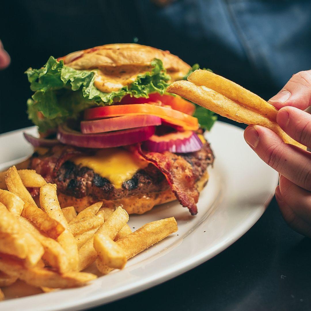 Bully's Sports Bar & Grill menu in Sparks, Nevada, USA