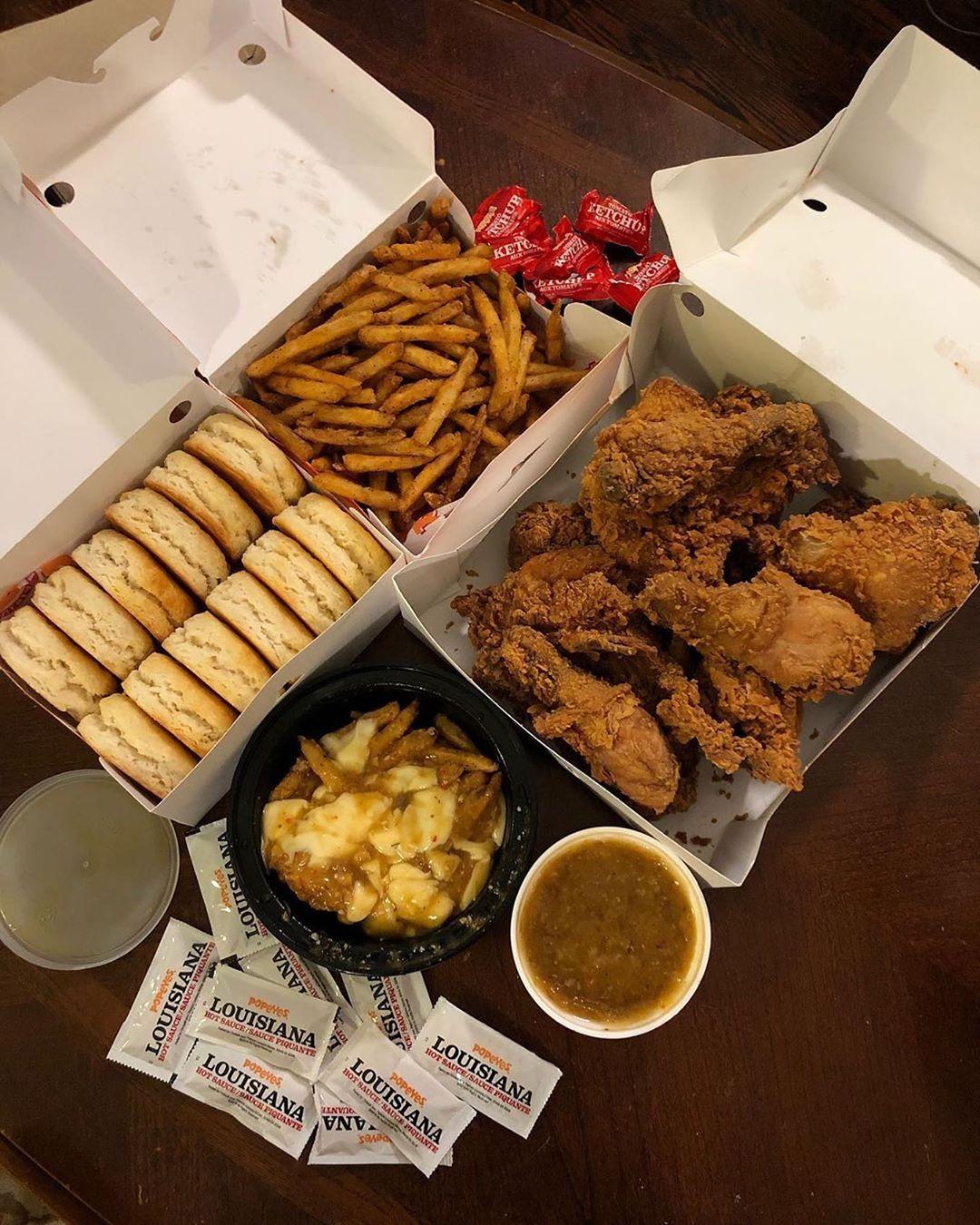 Popeyes Louisiana Kitchen menu in Blue Springs, Missouri, USA