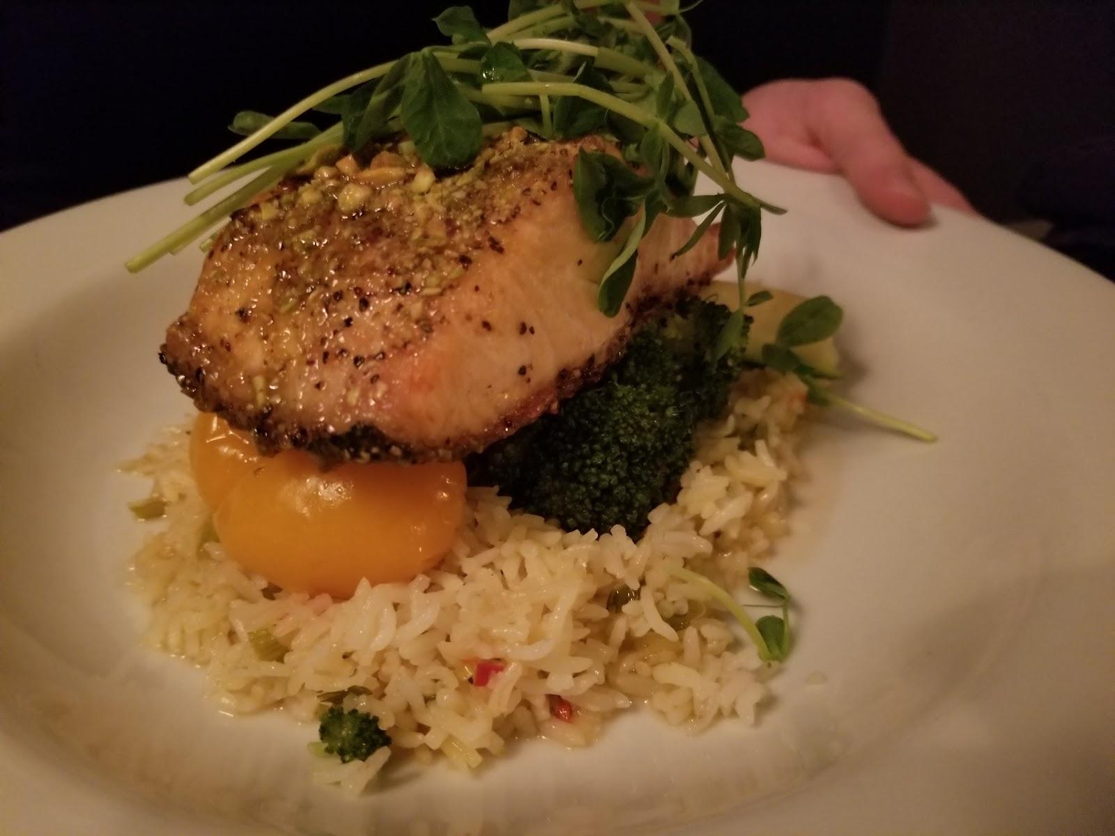 Big Fish Steak & Lounge menus in Sarnia, Ontario, Canada