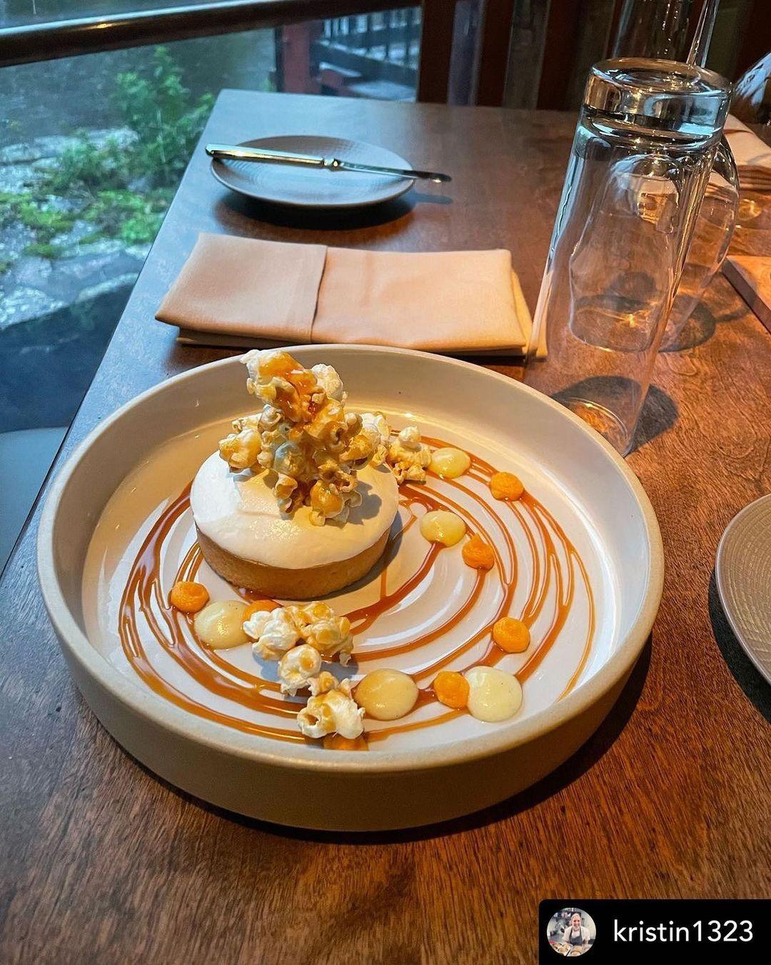 Millwright's Restaurant and Tavern menu in Simsbury, Connecticut, USA