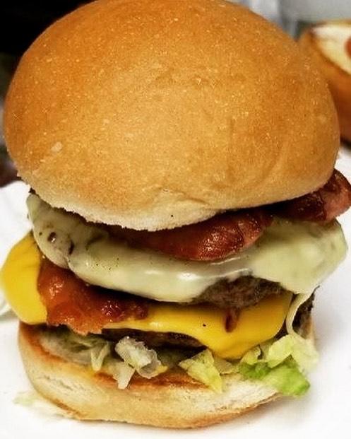 Chapps Burgers (Hwy 360) menus in Grand Prairie, Texas, United States