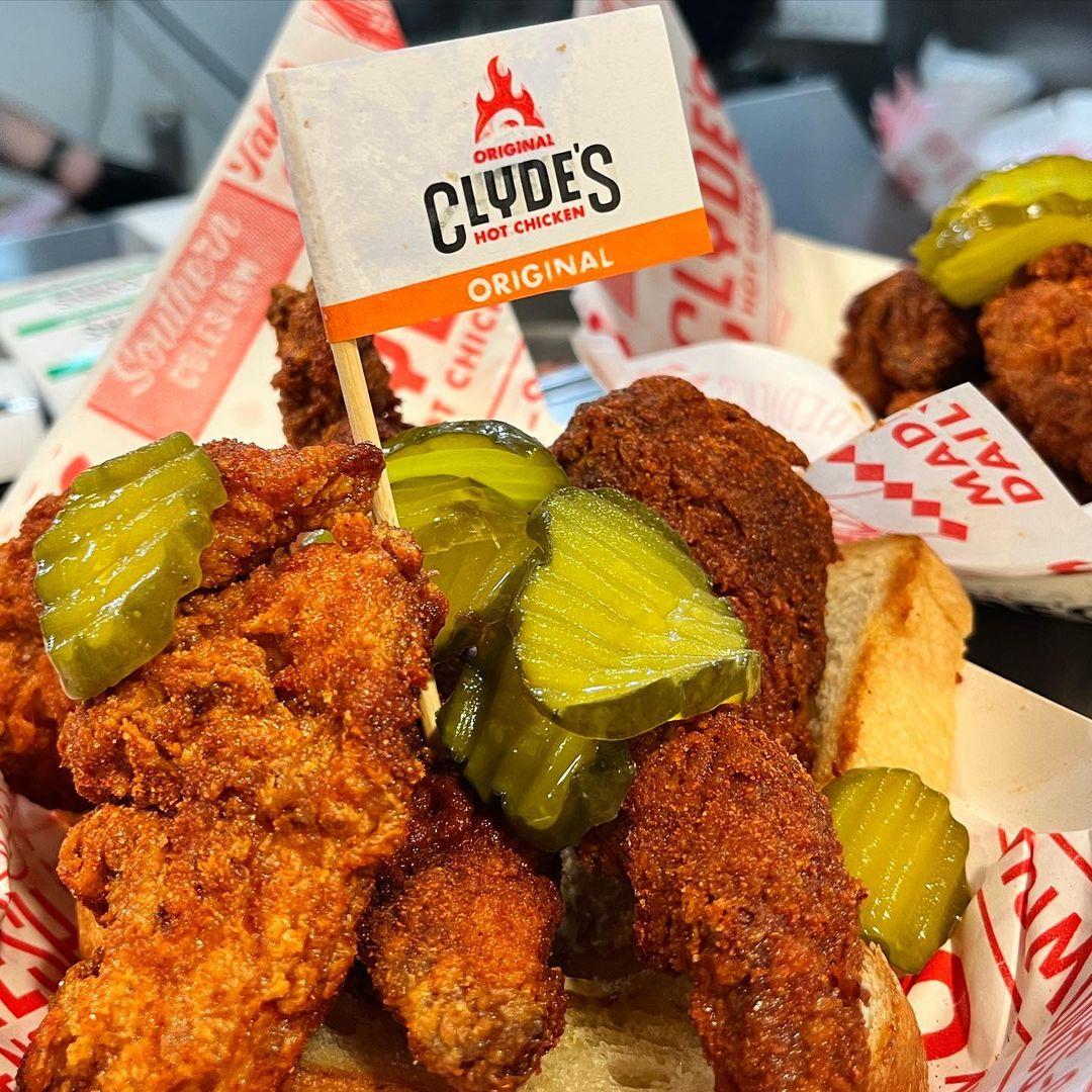 Clyde's Hot Chicken menu in Montclair, California, USA