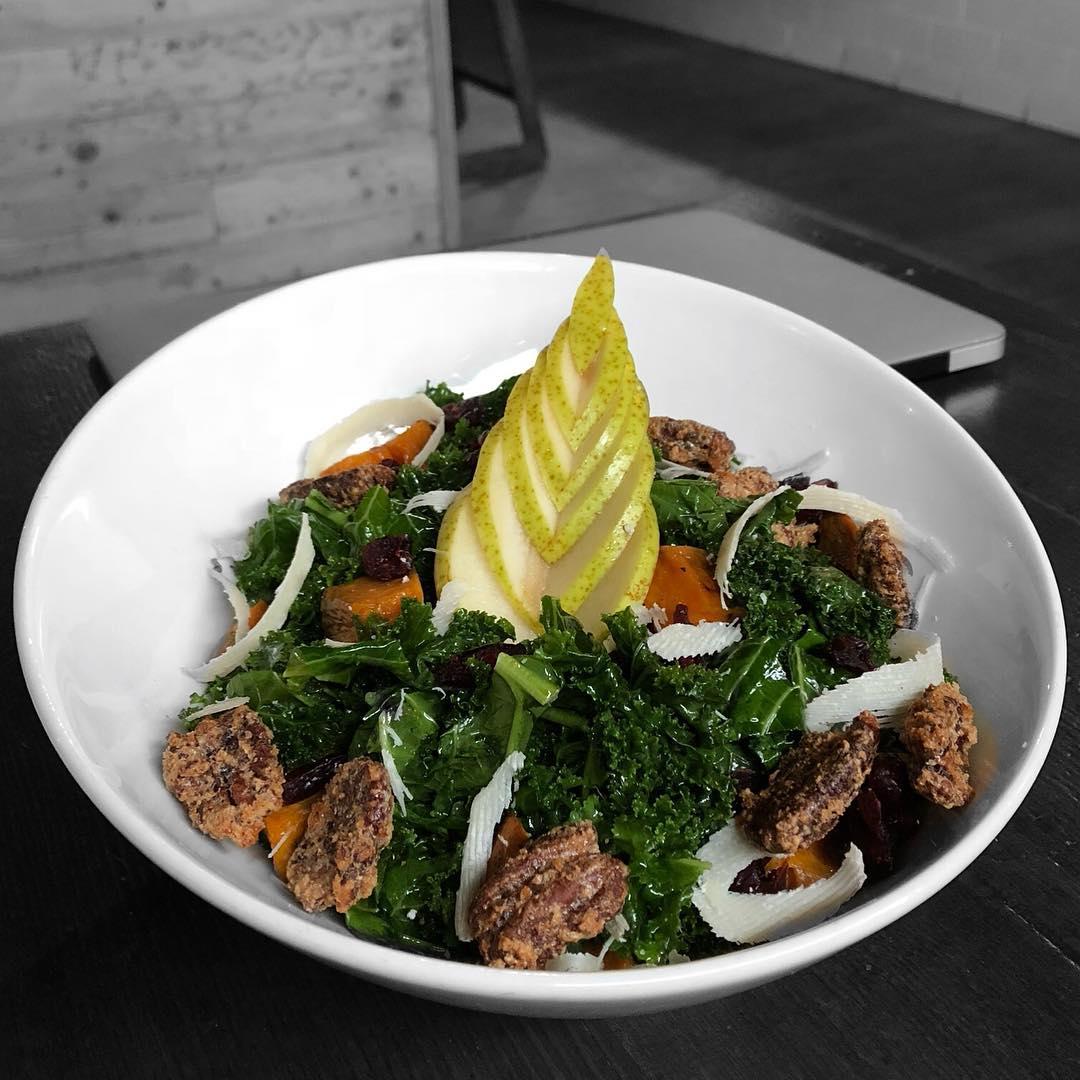 Esca Gourmet Pizza + Bar menu in Cornwall, Ontario, Canada