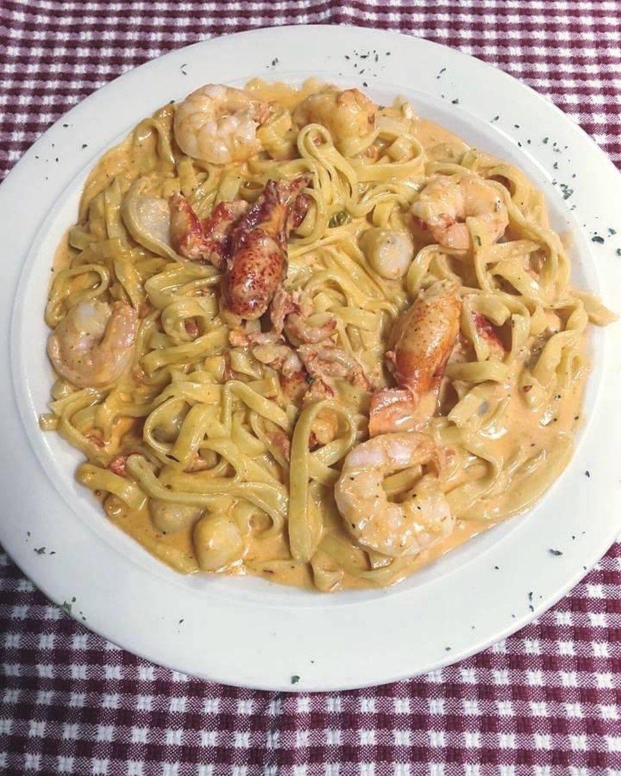 Uncle Tony's Pizza & Pasta menu in Johnston, Rhode Island, USA