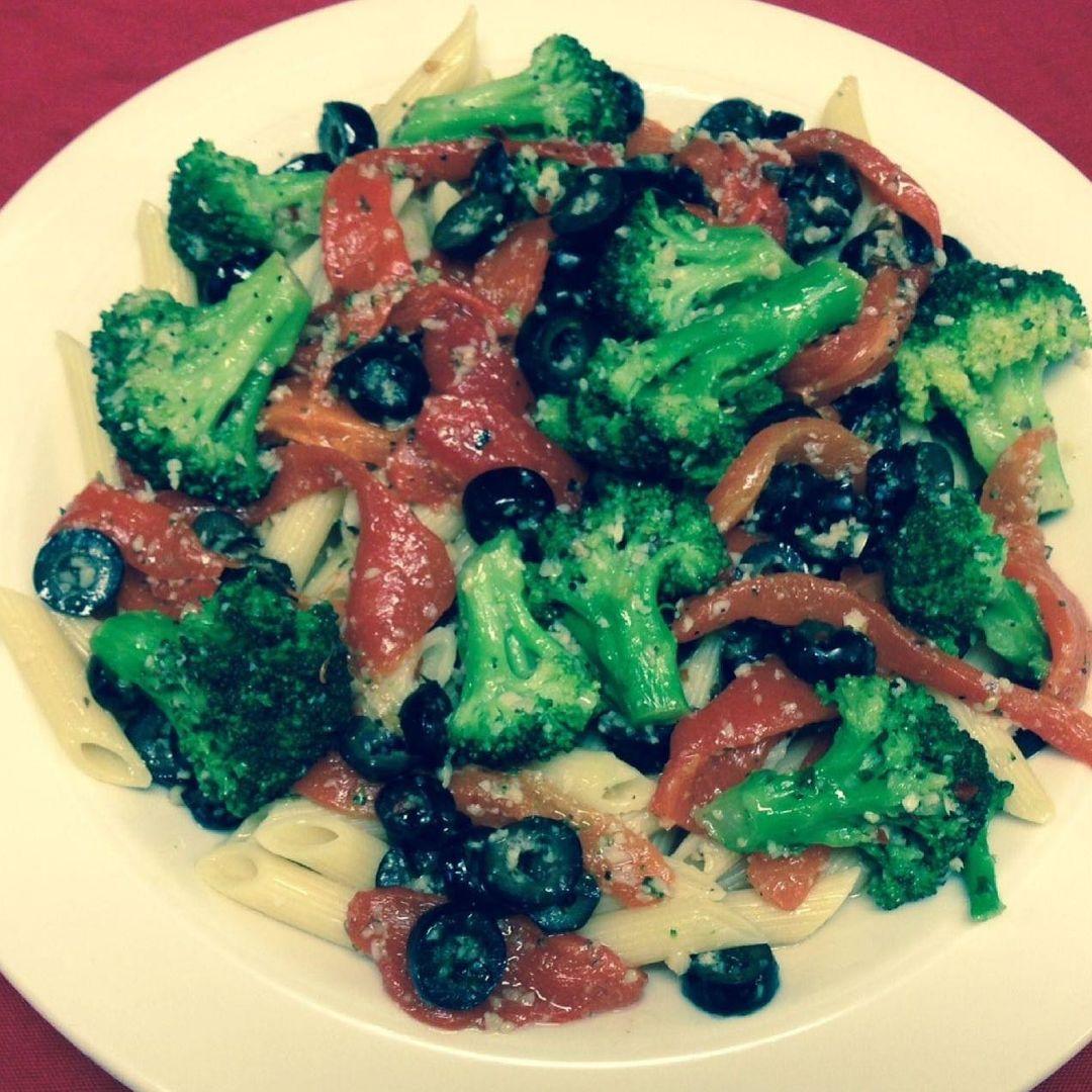 Uncle Tony's Pizza & Pasta menu in Johnston, Rhode Island, USA