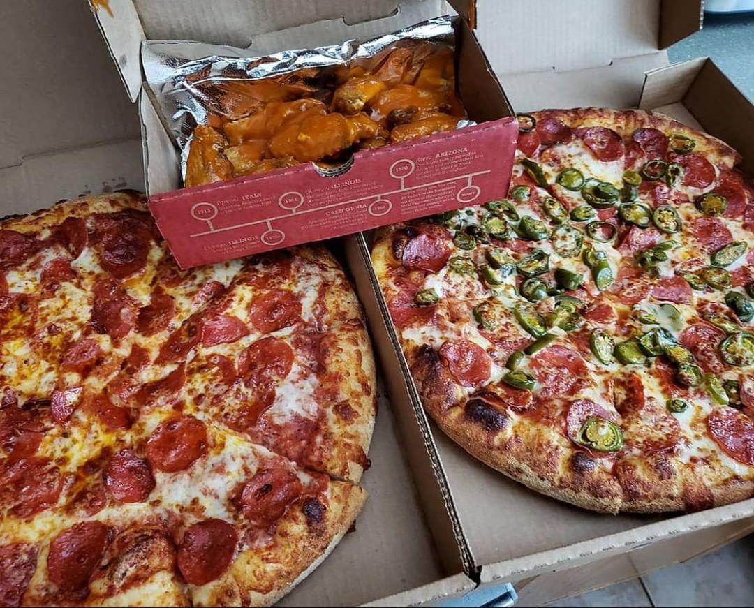 Barro's Pizza menu in Chandler, Arizona, USA