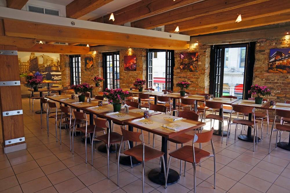 Jardin Nelson menu in Montréal, Quebec, Canada