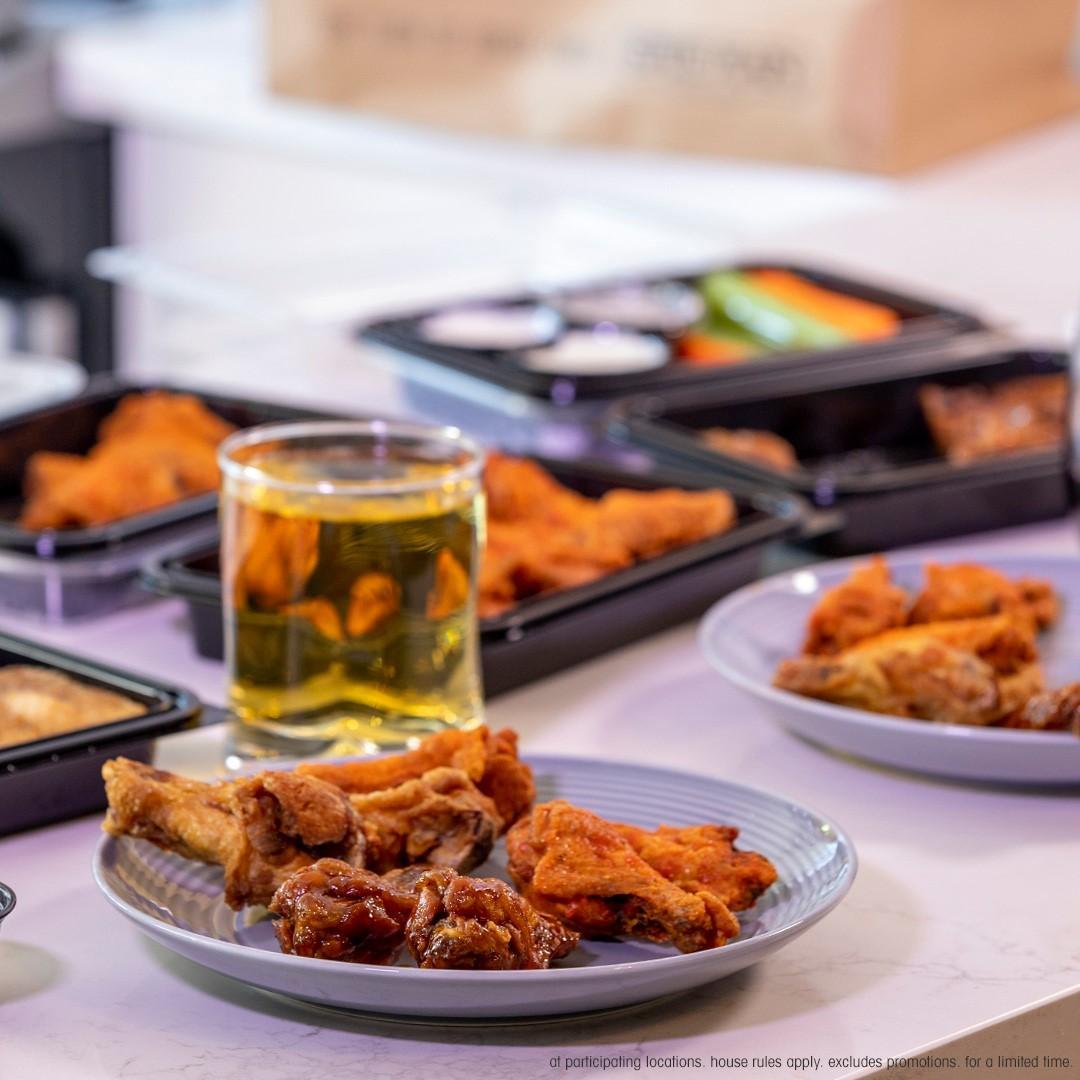 State & Main menu in Vaughan, Ontario, Canada