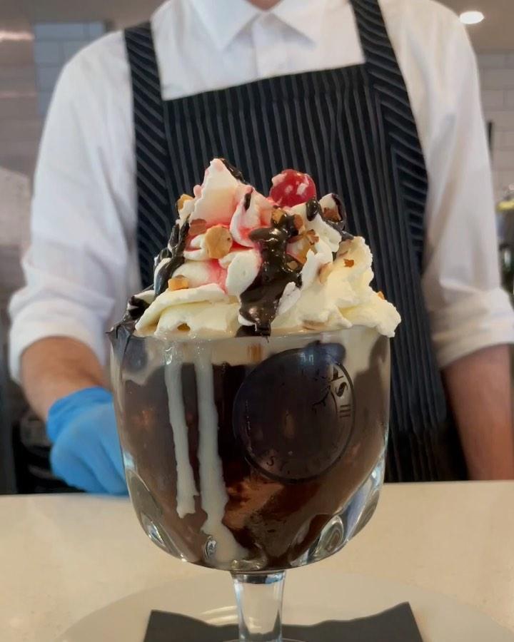 Twohey's Restaurant menu in South Pasadena, California, USA