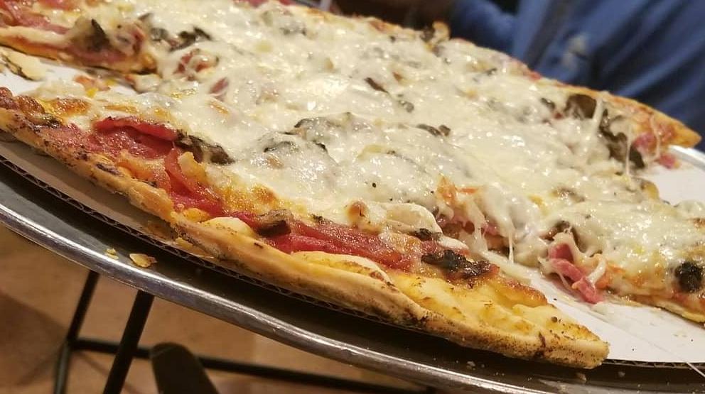 Wig & Pen Pizza Pub menus in Ankeny, Iowa, United States