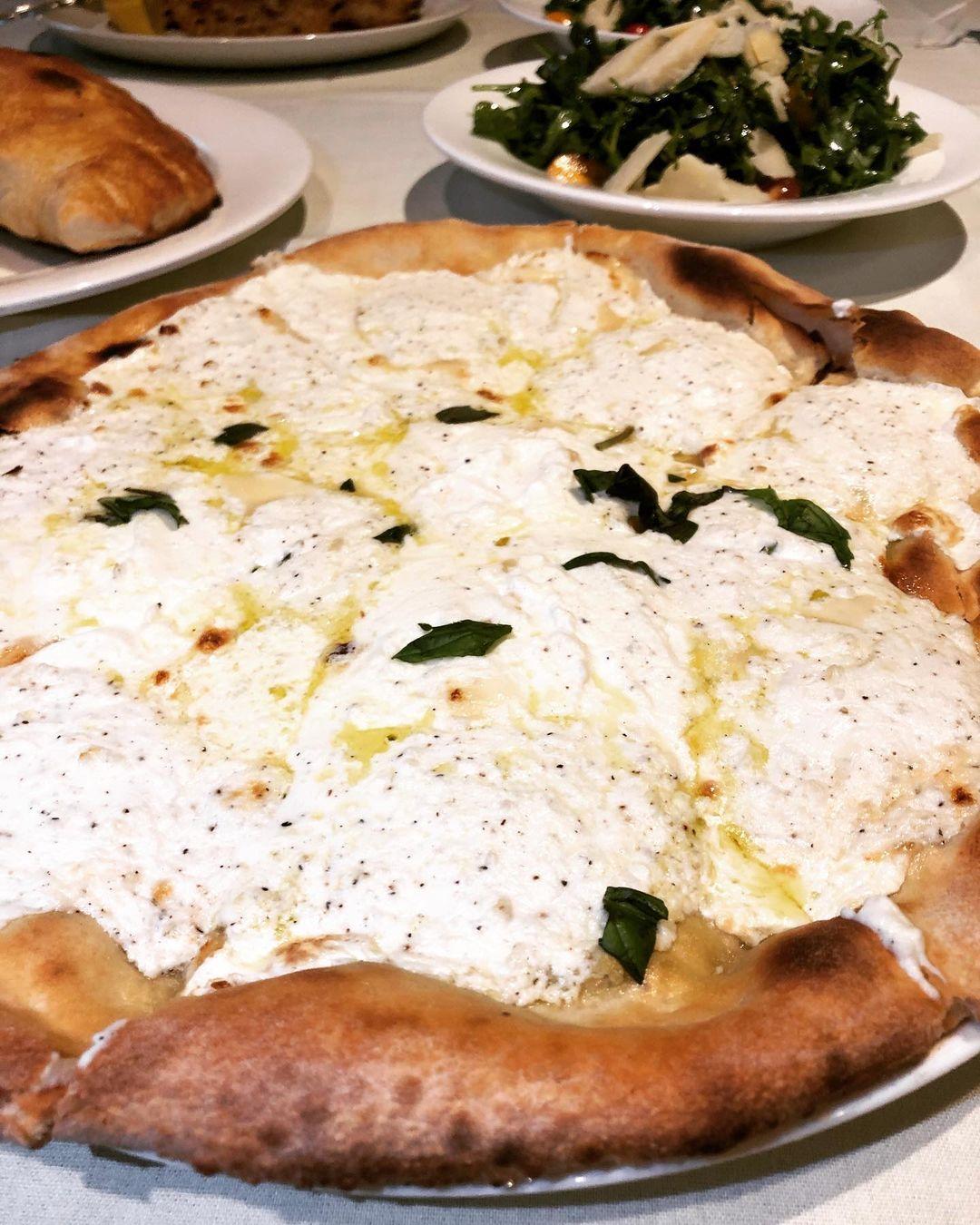 Mannino's Italian Kitchen and Lounge menu in Commack, New York, USA